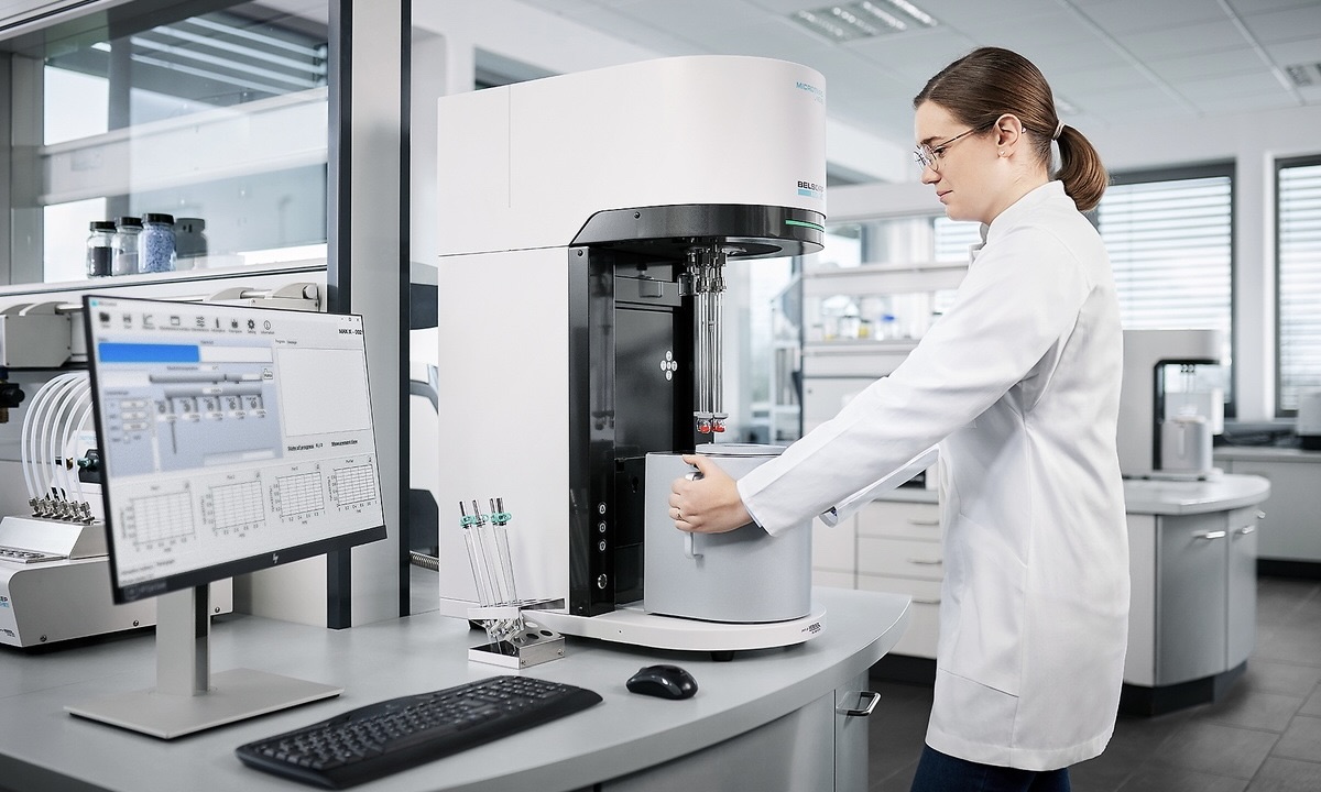 BELSORP MAX X with increased features, reduced weight | Laboratory Talk